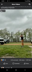 White girl brings a baseball bat to a fight and still got beatdown.