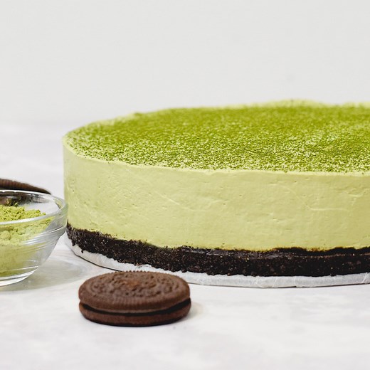 Matcha Green Tea Cheesecake (No-Bake) with Oreo Base - Sweet Mouth Joy