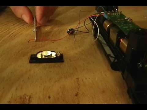 04-05-2010 Advanced DCC - Part 4D Digitrax Sound Bug Install