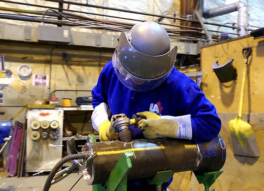 Steamfitter-Pipefitter: Occupations in Alberta - alis