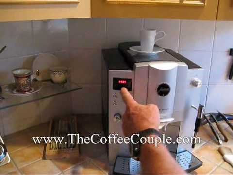 How to Brew with the super automatic Jura-Capresso Impressa E9 Part 1