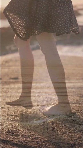 🏖️🚶Relaxing Beach Walk | Soothing Ocean Sounds & Peaceful Coastal Scenery!