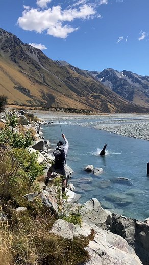 Fly Fishing Adventure in New Zealand | Gondor Calls for Aid