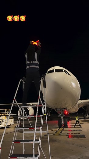 12K views · 26K reactions | 18 hours shift 殺 殺 . . . . . #dubai #aussieinamerica #trending #australia #dubai #dubai #aussieinamerica #america #2numbri落to #dubai #aussieinamerica#assisamerican #assisitalia #assisitalia #trending | 45lakh.ala | Facebook