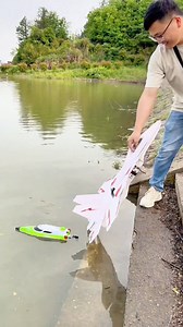 9.6K views · 180 reactions | https://bit.ly/3Qlh0BQ ,Buy an airplane to get a free flight simulator. #rc #toy #foryou #gift #airplane | Kidstoylover | Facebook