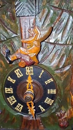 Snow White Cuckoo Clock Detail #snowwhite #shorts #cuckooclock #clockwork #pendulum #oddlysatisfying