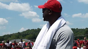 35K views · 930 reactions | Great to have former Hog and NFL vet Boo Williams stop by and drop some knowledge on the squad this week. | Arkansas Razorback Football | Facebook