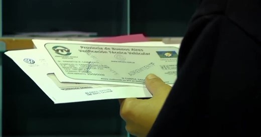 Overwhelmed Virginia postal worker dumped 4,900 letters because route was too long