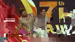 BEST MOMENTS OF #KASHMIRHUMAWARDS | We know you loved the song #InDinon from Superstar. Here's a surprise for you from Ali Rehman Khan and Ayesha Omar! #HUMTV brings Kashmir 7th HUM Awards, presented by Kashmir Cooking Oil and Banaspati, Digitally powered by #SingerPakistan, Digital snack partner TUC - #HalkiPhulkiBhook | HUM Awards