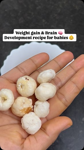 Super healthy recipe for weight gain and brain development. Oats makhana porridge for babies 👶 . . . #babyfood #healthyfood #babyfoodideas #blw #newmom #weaning #makhana #easy #recipe #weightgain | BABY PALAN Poshan