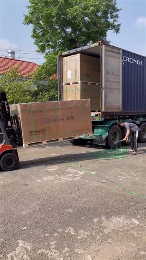 HÀNG LOẠT CONTAINER PIN – SẴN HÀNG, SẴN GIÁ TỐT ⚡#solarpanel #tấm pin #730w