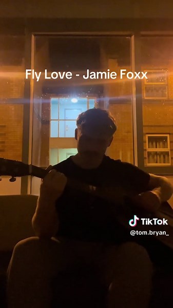 Fly Love Cover by Jamie Foxx: A Captivating Performance