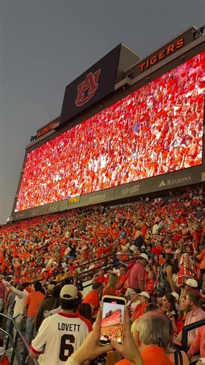Channel 2's Alison Mastrangelo is at the Georgia/Auburn game and says, "The atmosphere in Jordan Hare stadium is INSANE!" https://2wsb.tv/4nN0rwt | WSB-TV