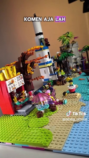 Penjual Kentang Goreng dan Fast Food di Lego Moc Pantai