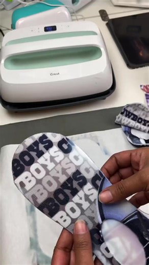 Sublimation socks with the #cricuteasypress | Jamela Payne