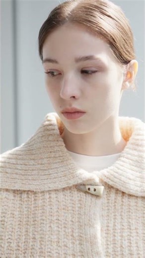 MOHAN TFF TOGGLE BUTTON BOUCLE KNIT CARDIGAN_BUTTER CREAM