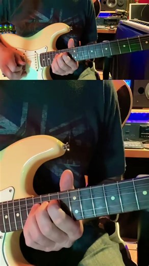 BEGINNER ELECTRIC GUITAR LESSONS