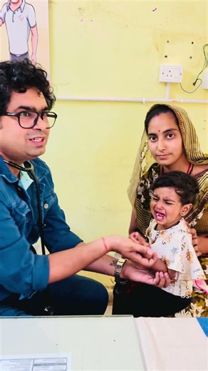 Nursemaid’s elbow / Pulled elbow #healthyparenting #parenting #babyhealth #babycare #parenthack