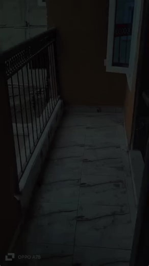 #creatorsearchinsights *TO LET* Virgin One room selfcontain @ Trans-Ekulu by Golf view with Pop and running water. ★Rent:500k ★Total to landlord:850k 💼Total package:1m.50k *We deliver like the women of Hebrew.* #enugurealestate #enugurealtors @ENUGU REALTOR