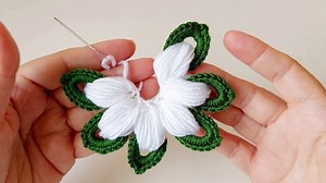429K views · 18K reactions | Papatya çiçeği, Daisy flower knitting pattern #crochet #flowers #knitting #AMAZING | Knitting & Crochet World | Facebook
