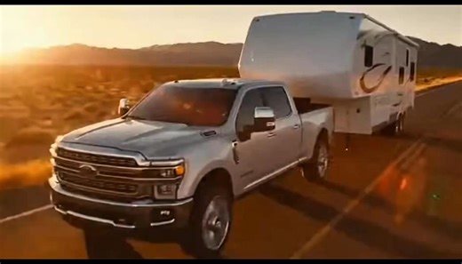 Double the fuel. Double the range. Way fewer stops. This upgrade isn’t cosmetic — it’s functional. A larger fuel tank means twice the driving range, less stress when towing, fewer fuel stops on long trips, and more confidence on the road. If you haul a fifth-wheel, tow heavy, or road-trip your diesel, this is one of the smartest upgrades you can make. More miles between fill-ups. More freedom. More capability. Stop planning your trips around fuel stops — build your truck to go the distance. 📍 S