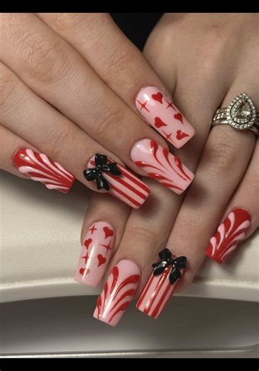 Stunning Short Floral Nail Design Tutorial Inspired by @Madi_cured