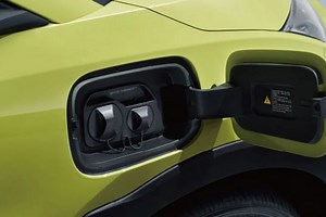 Dolphin Mini atropela Tracker, Nivus e encosta no Creta e Argo