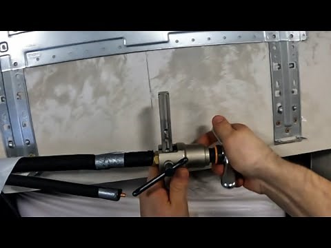 Установка кондиционера на заложенную трассу / монтаж сплит-системы в 2 этапа Новосибирск