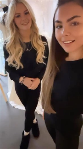 Remember we are still open today! The last day of 2023 and back open up on tuesday the 2nd懶 If u haven’t got your dress yet its definitely time to start shopping Can’t wait to see u all in 2024﫶 | Celebrity Prom Dress and Eveningwear Shop | Facebook