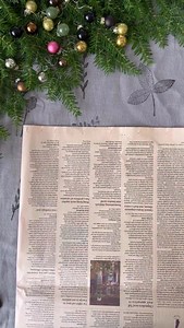 When we shared this last year it sparked quite the debate… who knew stamping on newspaper would get people talking so much? Some loved the idea, some weren’t so sure, and plenty shared their own clever recycling tips. We still think it’s a lovely way to give old paper a new life. And if newspapers aren’t your thing, the packing paper from your parcels works beautifully too. 2” Opera Star Stamp with our Crimson Jute Twine, 2” Yew with Forest Green Twine, 4” Cypress Snowflake Stamp with Red & Whit