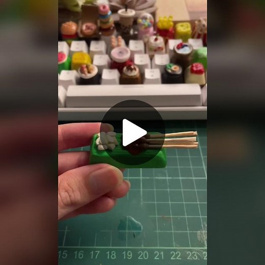 Exploring Different Types of Food Creations with Clay! 🍴