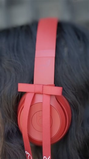 Best Buy on Instagram: "This isn’t just a color—it’s a statement. Beats Solo 4 JENNIE Special Edition in Ruby Red is available now in limited quantities. "