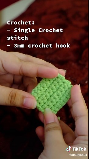 Knit vs Crochet: Understanding the Key Differences