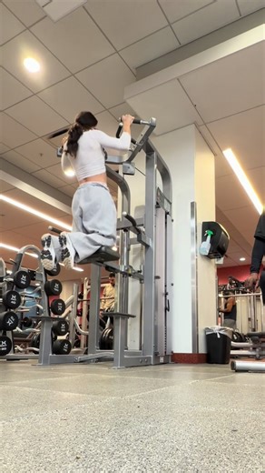 yayyy gym vlog yayy cotton candy alani yayy pincha @Alani Nutrition @DFYNE #gymvlog @Gymshark