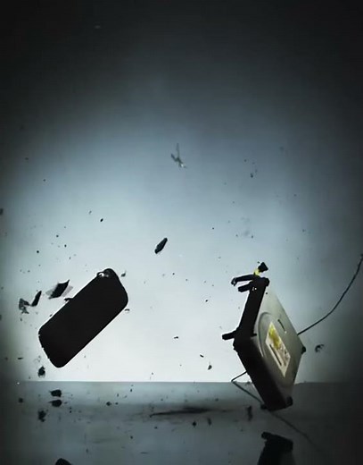 Exploding Xbox 360 in Slow Motion HD 125 FPS