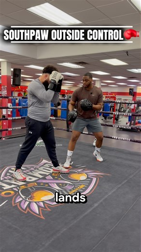 Southpaw Foot Positioning for the Left Hand #boxing #boxingtraining #fightprep