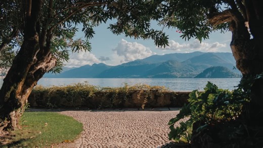 Canon RF 24-240mm: The One-Lens Travel Solution? | Fstoppers