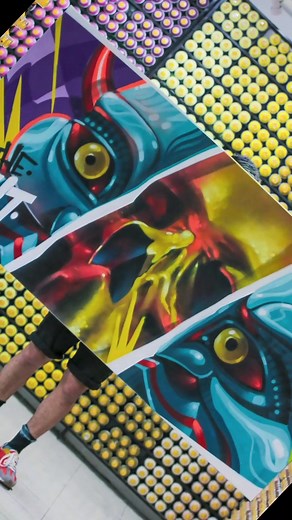 Graffiti Art Creation: Vibrant Canvas Techniques