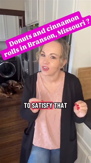 Satirah | Things to do in Branson, MO on Instagram: "Looking for the best donuts and cinnamon rolls in Branson, Missouri? Here’s the honest breakdown. We don’t have a locally owned hometown donut shop, but we do have some great options depending on what you’re craving. I break down Parlor vs Hurts, share where to find classic donuts like Krispy Kreme and Dunkin’, plus the most incredible homemade cinnamon rolls and a breakfast spot with my second favorite rolls in town. Save this for your Branso