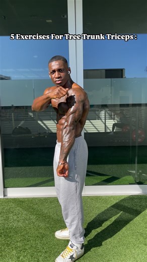 DIVINE 🇬🇳 🇨🇮 | 5 of my favorite exercises for Tree Trunk Triceps 🦍🌴 👉🏾 Floor Tricep Push Down: This is one of my favorite triceps exercises. It’s similar... | Instagram
