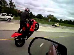 ZX10R wheelie