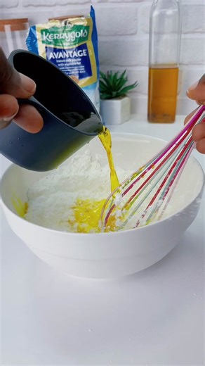 Homemade Custard Recipe: Easy 4-Ingredient Method