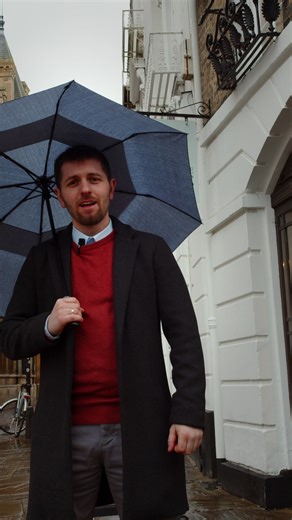 Ever dreamed of studying English at Cambridge 🏛️ but can’t travel? Maybe it’s too expensive. Maybe life is too busy. Or maybe you just want real results without the hassle of moving abroad. With englishML, you don’t have to choose between quality and convenience. We bring Cambridge-level teaching straight to your home, with a system built around clarity, structure, and personalised support. Our modular courses keep everything organised and focused. Every week, your progress is tracked, and you 