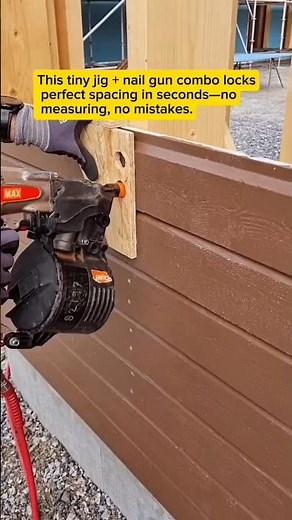 This Nail Gun Trick Makes Siding Install INSANELY Fast 😱⚡ #construction #tools #carpentry