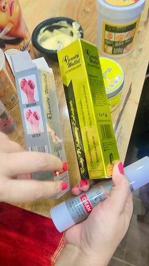 Beauty wallet hand n feet whitening cream with enhancer for order WhatsApp us on 00923034055542 #facebookreelsfacebook#reel | Beauty Wallet by Sheerin Khan