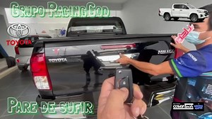 3.8K views · 38 reactions | Cierre con módulo original sin perforar nada - sin cables que se sulfaten- sin miedo a que se quede la compuerta cerrada - hilux 2016 - 2022 - instalada a domicilio- #SomosDeLosMismos - #somosdegreciaciudadlimpia - #21AñosDandoServicioADomicilio Whatsap 83196955’- telegram 83196955’ | Lonas Covertech para pickup Costa Rica | Facebook