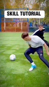 344K views · 3.6K reactions | Aprende esta JUGADA efectiva de fútbol callejero para hacer en las retas #futbol #soccer #jugadasdefutbol #soccerskills #Futsal #futsalskills #entrenamientodefutbol #skills | Giva Tutoriales | Facebook
