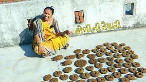 251K views · 4.6K reactions | હોળી પર ઓરયા આ રીતે બને #vlog #hodie #gamdu | Daxa Recipes | Facebook