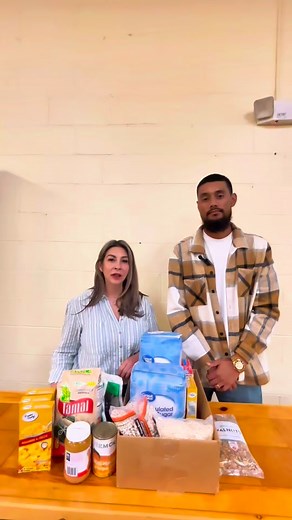 No one should go hungry. At Steelbridge Ministries, we’re here to lend a helping hand. ✨ 📦 Food Box Distribution 🕗 Monday–Friday | 8 AM–4 PM 📍 2021 2nd St NW, Albuquerque, NM Stop by if you or someone you know needs a little extra support—our team is ready to serve with hope and compassion. 💙 #CommunityCare #FoodForHope #Albuquerque #FeedingOurCity | Steelbridge