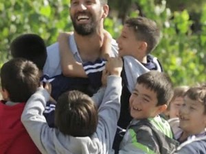 MasterCard: Another Priceless Surprise • Ads of the World™ | Part of The Clio Network